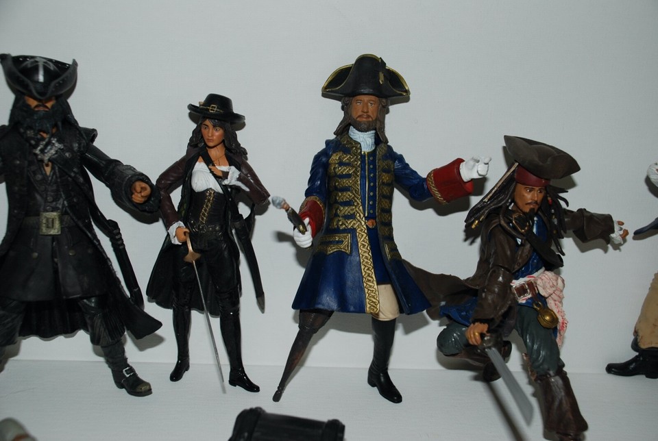 DISNEY PIRATES OF THE CARIBBEAN ACTION FIGURE LOT JACK, BARBOSA ...