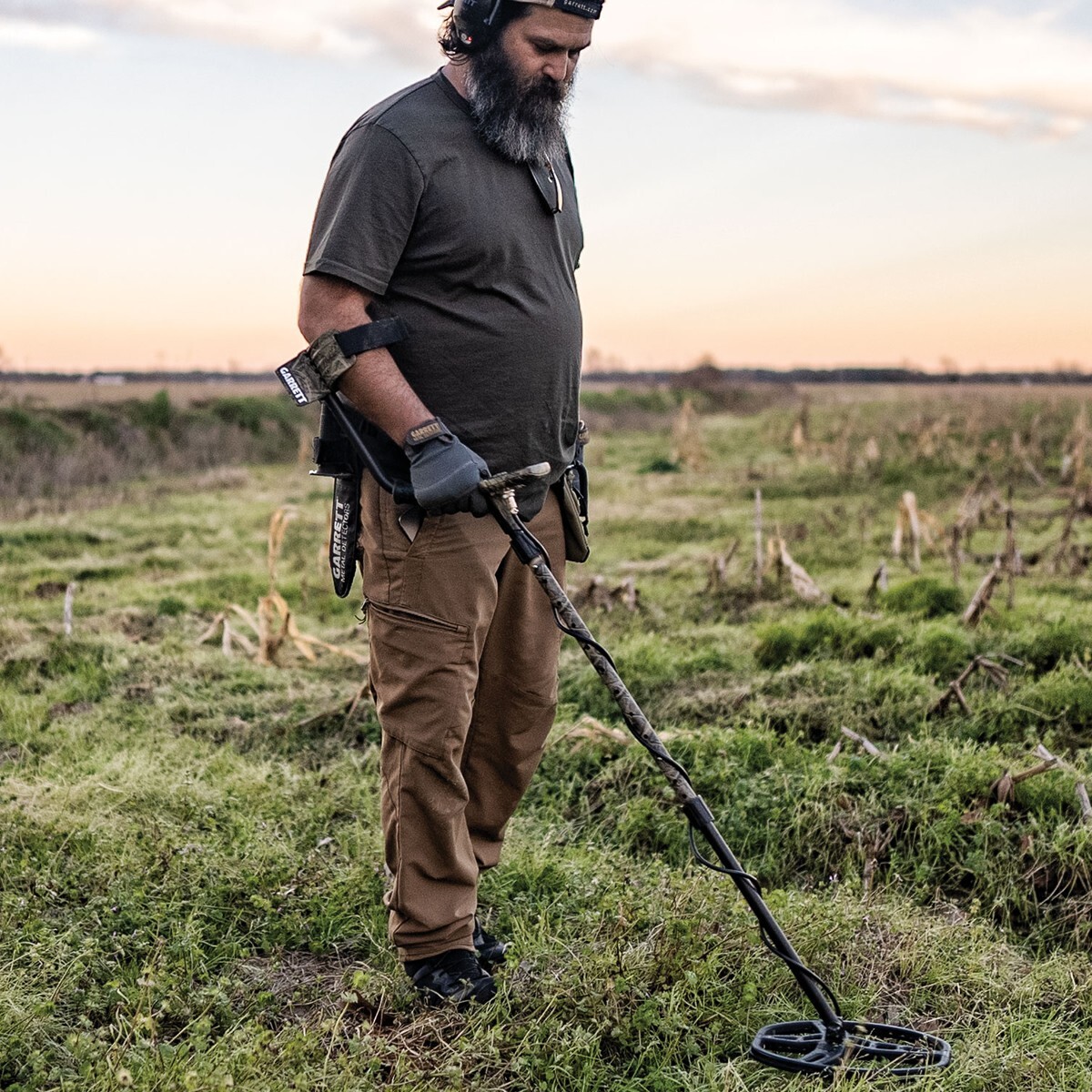 Garrett Jase Robertson APEX Camo Edition Multi-Frequency Metal Detector ...