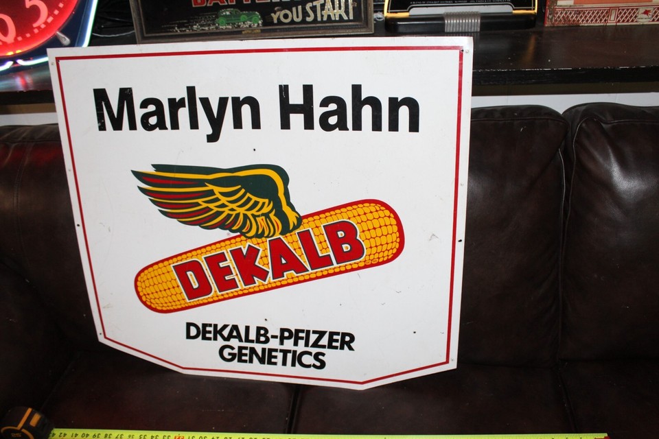 RARE 1960s DEKALB SEED CORN PAINTED METAL DEALER SIGN FLYING COB FARM ...
