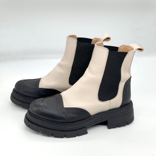 Pilcro Anthropologie Cream Black Chelsea Boots Lug Sole Stompy Leather ...