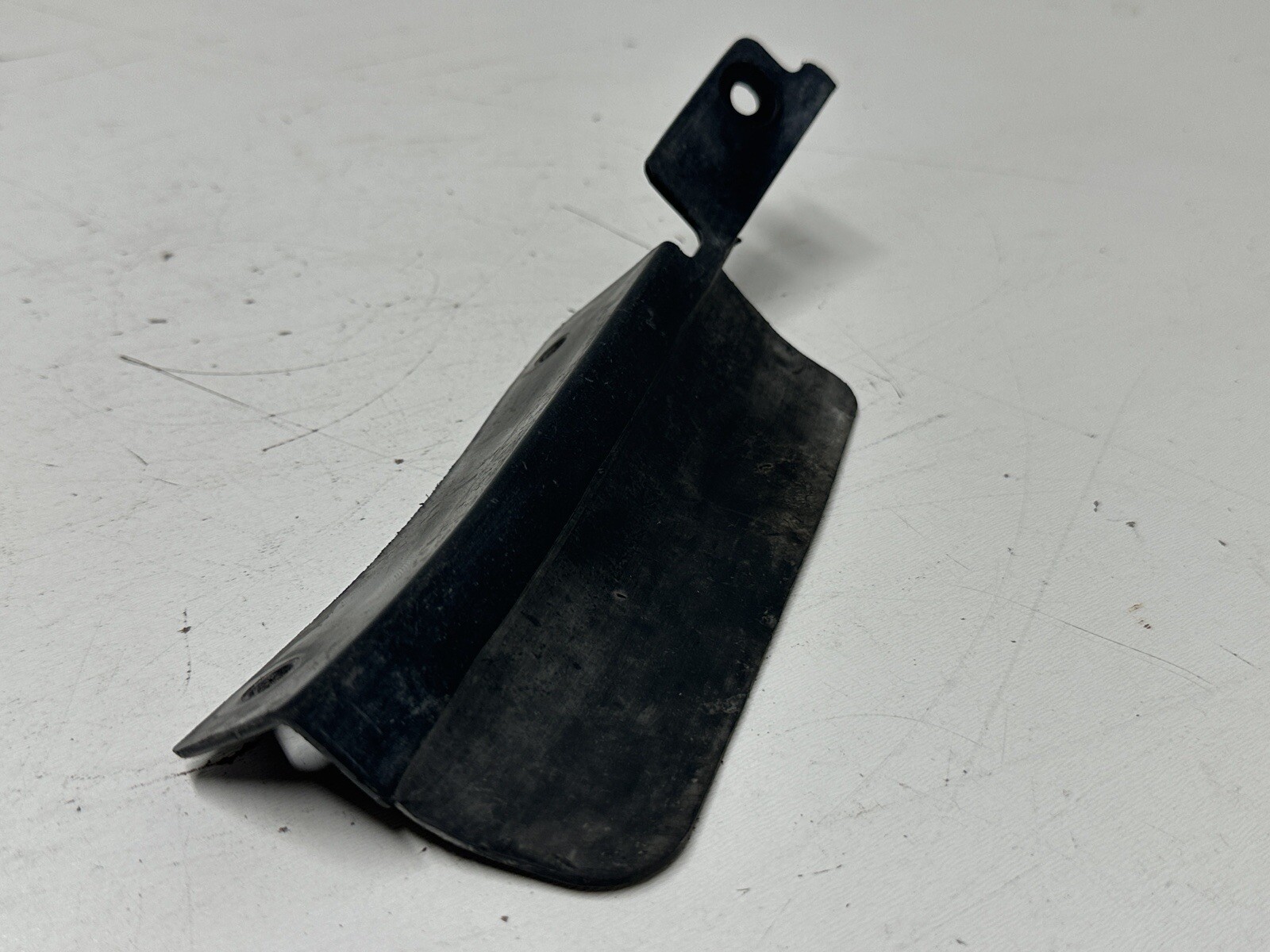 T21051 2007-2013 BMW X5 Rear Splash Shield Lip Driver Side LH ...