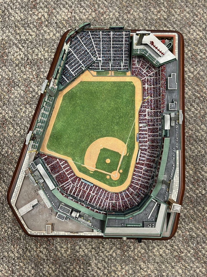 + Danbury Mint Deluxe Fenway Park Home of the Boston Red Sox Stadium ...
