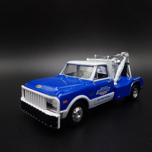 1969 69 CHEVY CHEVROLET C30 DUALLY YENKO TOW TRUCK 1:64 SCALE DIECAST ...
