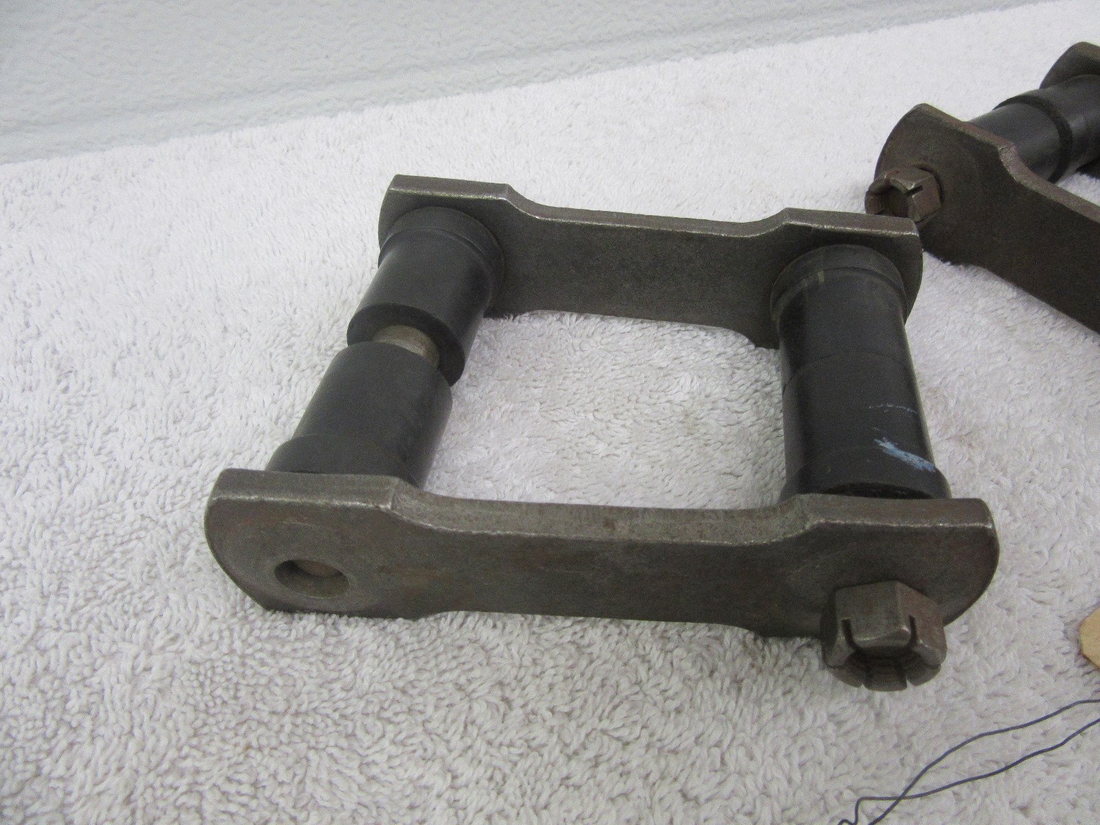 NOS 1942-1948 Ford Passenger Car Rear Spring Shackle Bolt Kits A9AZ ...