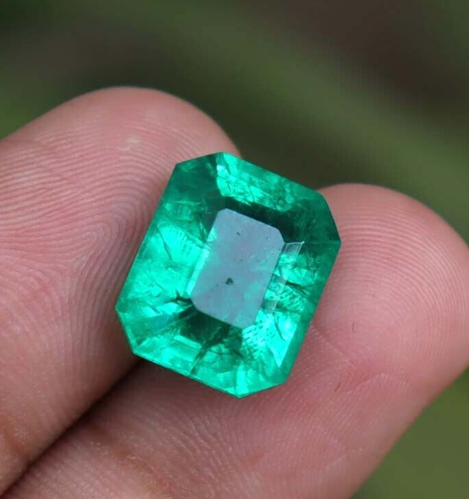 AAA+ Green Emerald 8.80 Ct Colombia Certified Loose Gemstone Natural ...