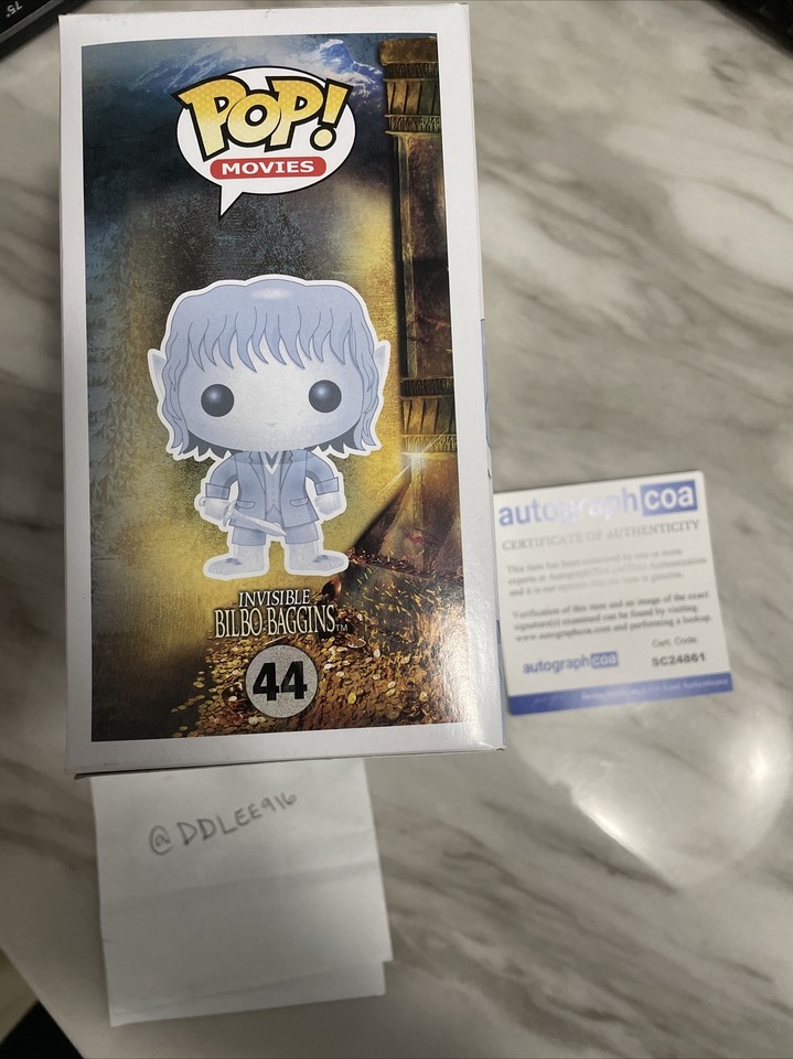 The Hobbit - Bilbo Baggins Funko Pop - #44 Signed By Martin Freeman ...