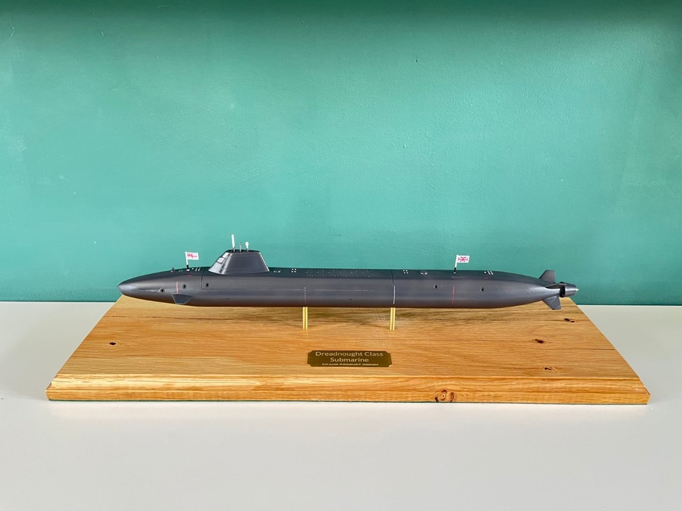 Royal Navy Dreadnought Model Submarine in scale 1:72, 1:100, 1:200, 1: ...