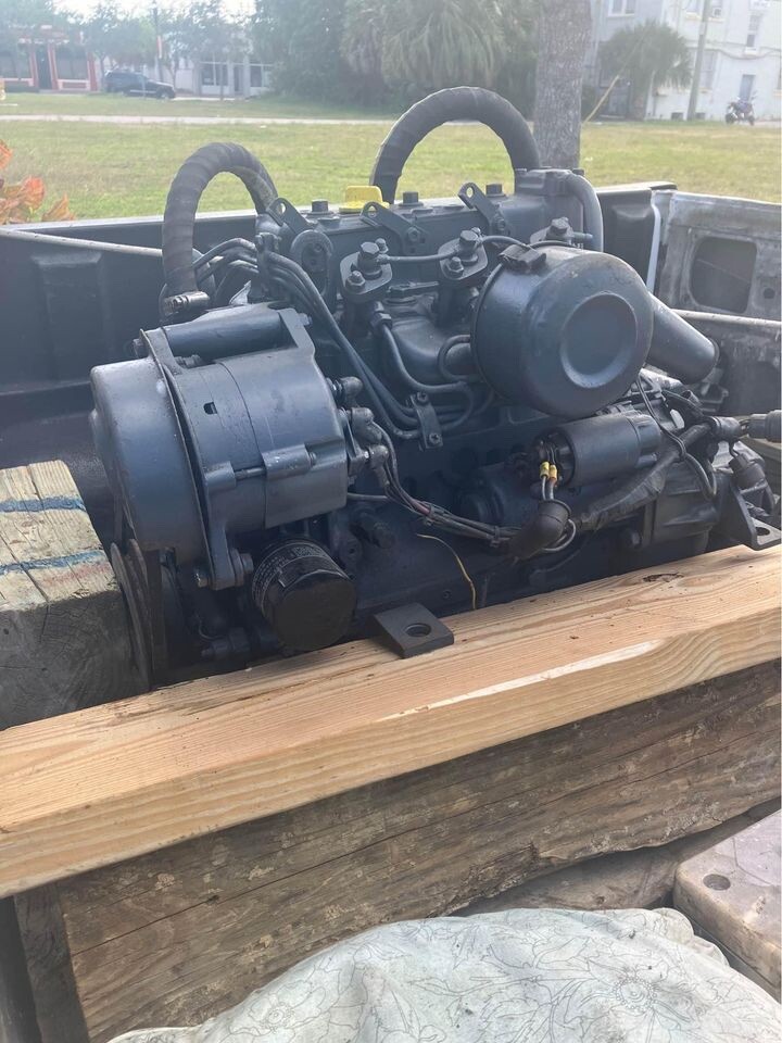 Yanmar 3GMD, 20 HP Marine Diesel Engine with Transmission - Runs Great ...
