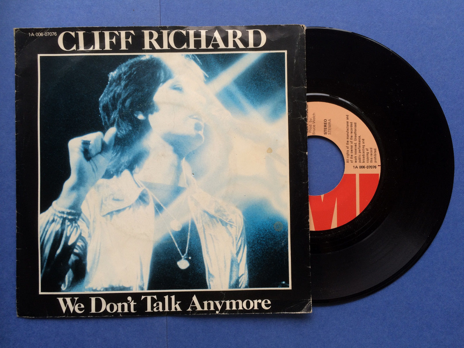 Cliff Richard - We Don't Talk Anymore / Count Me Out, EMI 1A-006-07076 ...