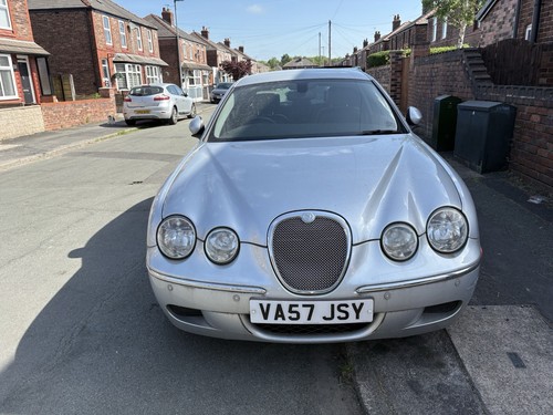 In Excellent Condition Silver S Type Black Leather Walnut Trim MOT DEC ...