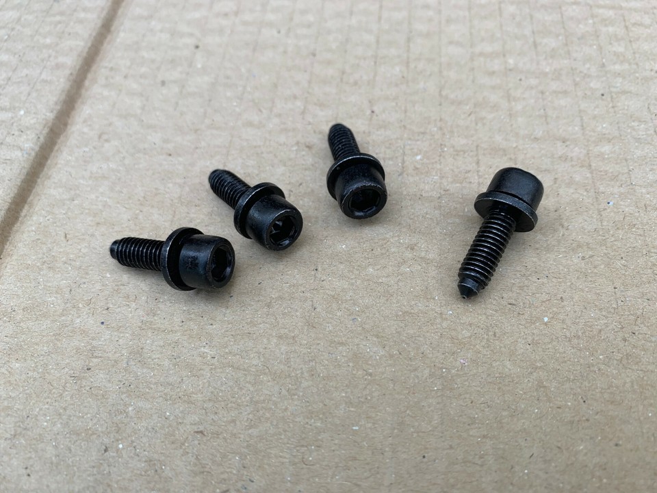 4xGenuine BMW E90 X3 X5 E70 F15 X6 F16 E71 E60 F10 ENGINE COVER ALLEN ...