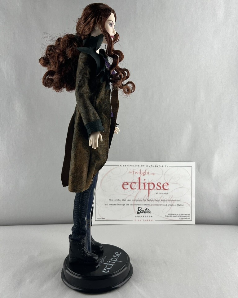 The Twilight Saga: Eclipse Victoria Doll Barbie Collector Pink Label ...