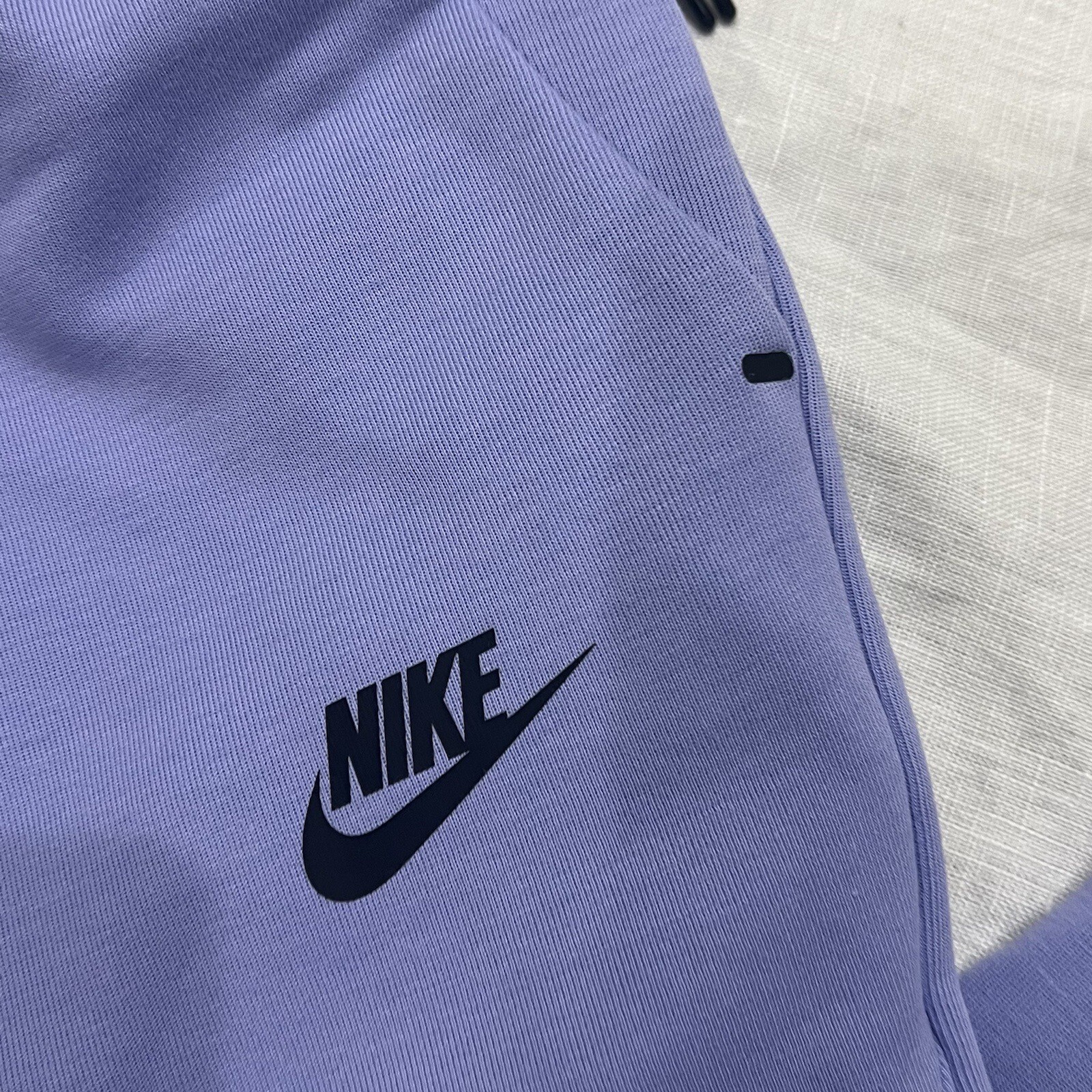 Nike Tech Fleece Joggers Jogger Pants Sweats Thistle Purple CU4495-569 ...