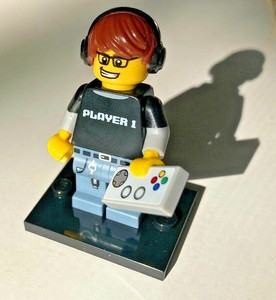 LEGO Collectible Minifigure #71007 Series 12 Gamer/Video Game Guy ...