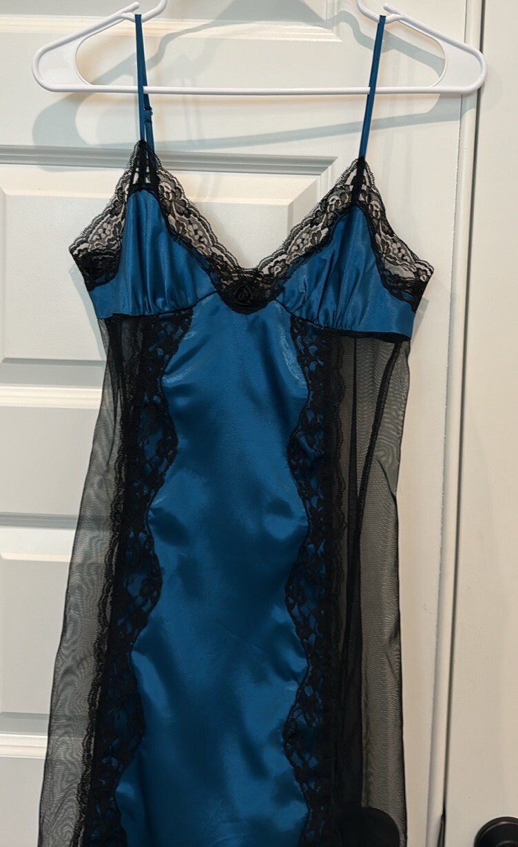 Fredrick's of Hollywood Sheer Y2K Lace Panel Lingerie… - Gem