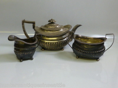 Figurines - Crown Markings