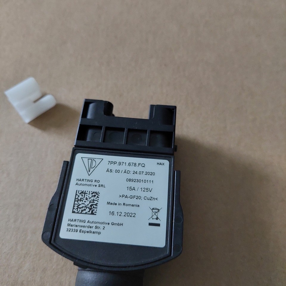 7PP.971.678.FQ Porsche Taycan Panamera Charger Adapter NEMA 120V, 125V ...