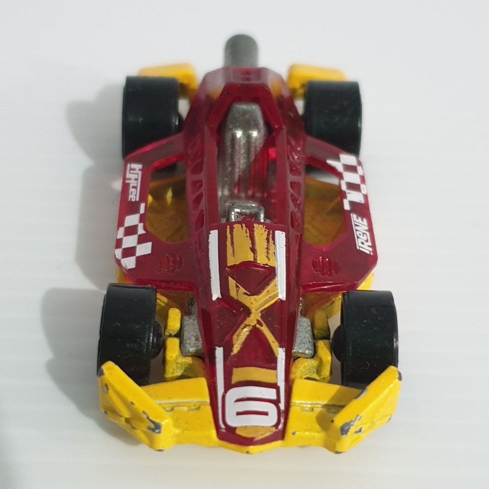 Hot Wheels 2012 Arrow Dynamic Red Yellow Loose Diecast Car 1:64 Scale ...