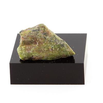 Marble Epidote. 20.8 cts. Marmora, Ontario, Canada | eBay UK