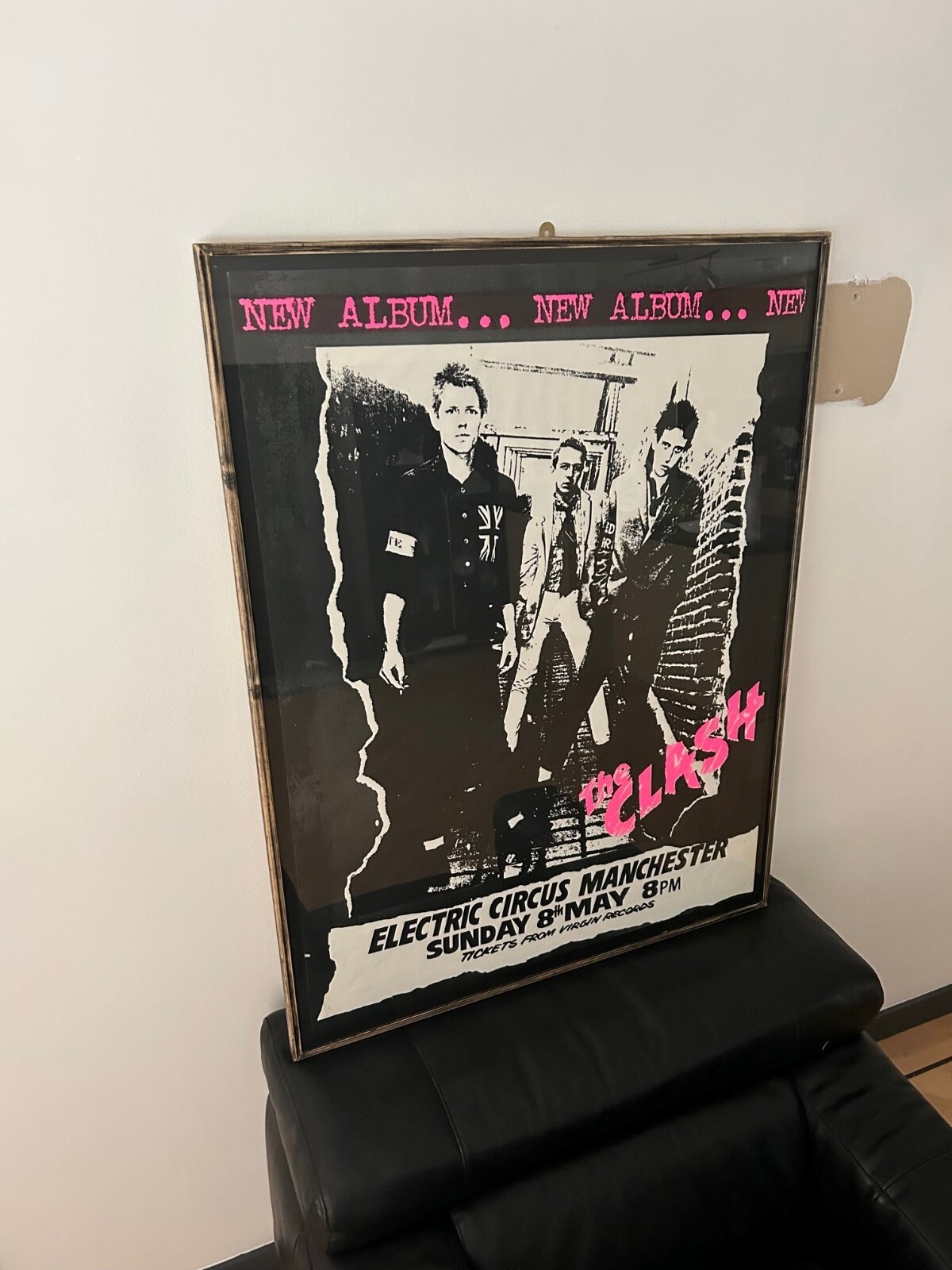 Ultra-rare Original 1977 Clash White Riot Tour Manchester Gig & LP ...