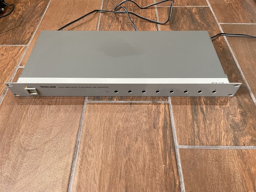 Tascam LA-80 Unbalanced to Balanced Line Converter | eBay
