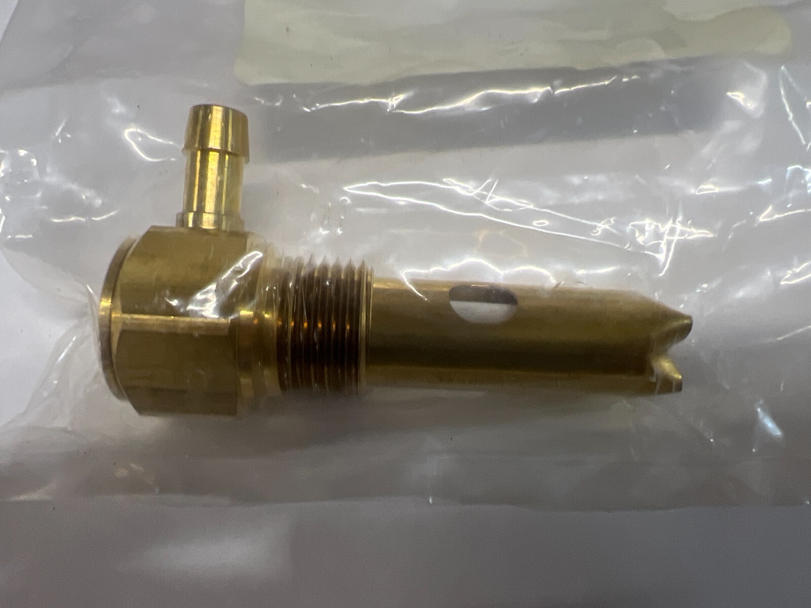 Genuine Volvo Truck 20560284 Check Valve 1/2" NPTF Fuel Tank Vent Valve ...