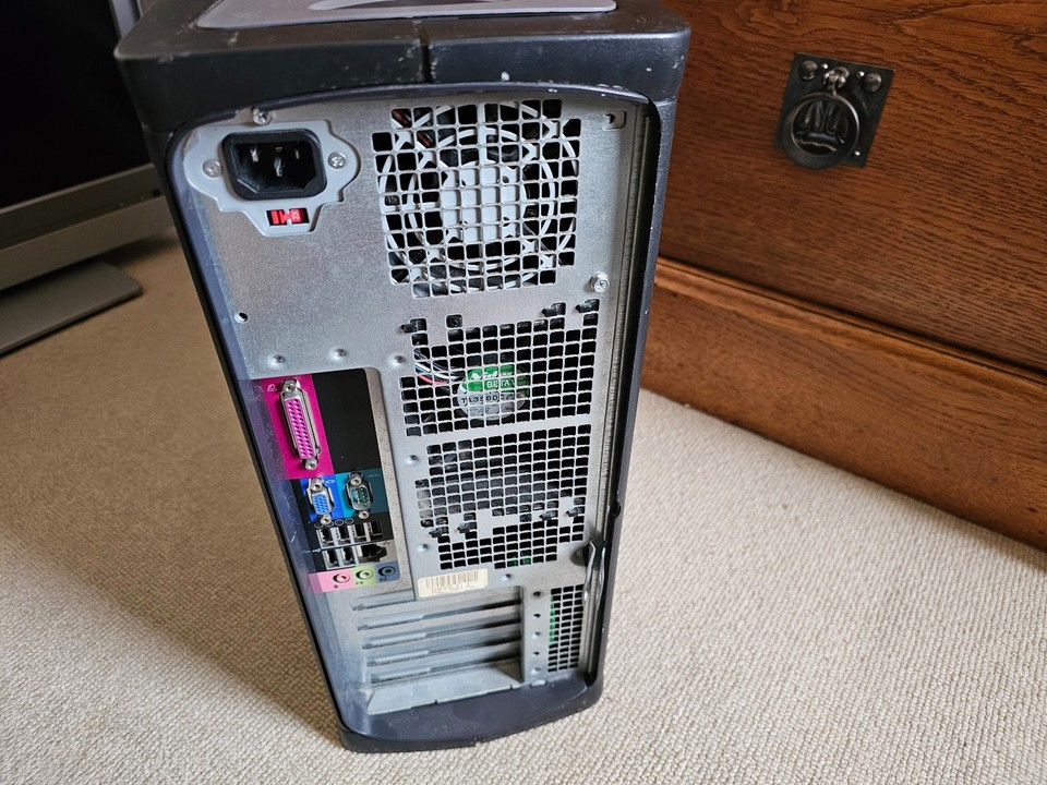 Dell OptiPlex GX280 Vintage Retro Desktop PC - Pentium 4 - 3 GB RAM ...