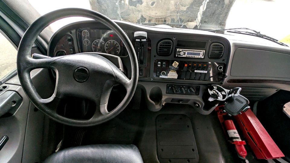 2015 Freightliner S2106 Luxury Shuttle Bus – 39 Passenger | eBay