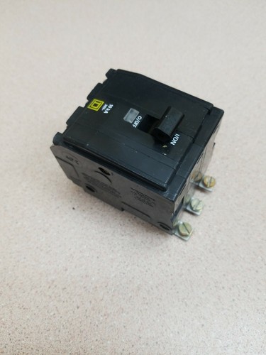Square D QOB320 Circuit Breaker 20 Amp 3 Pole 240 VAC 10AIC Type QOB ...