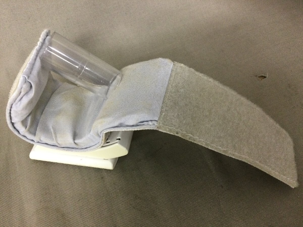 Panasonic EW-BW10 Wrist Blood Pressure Monitor Heart Rate Pulse ...