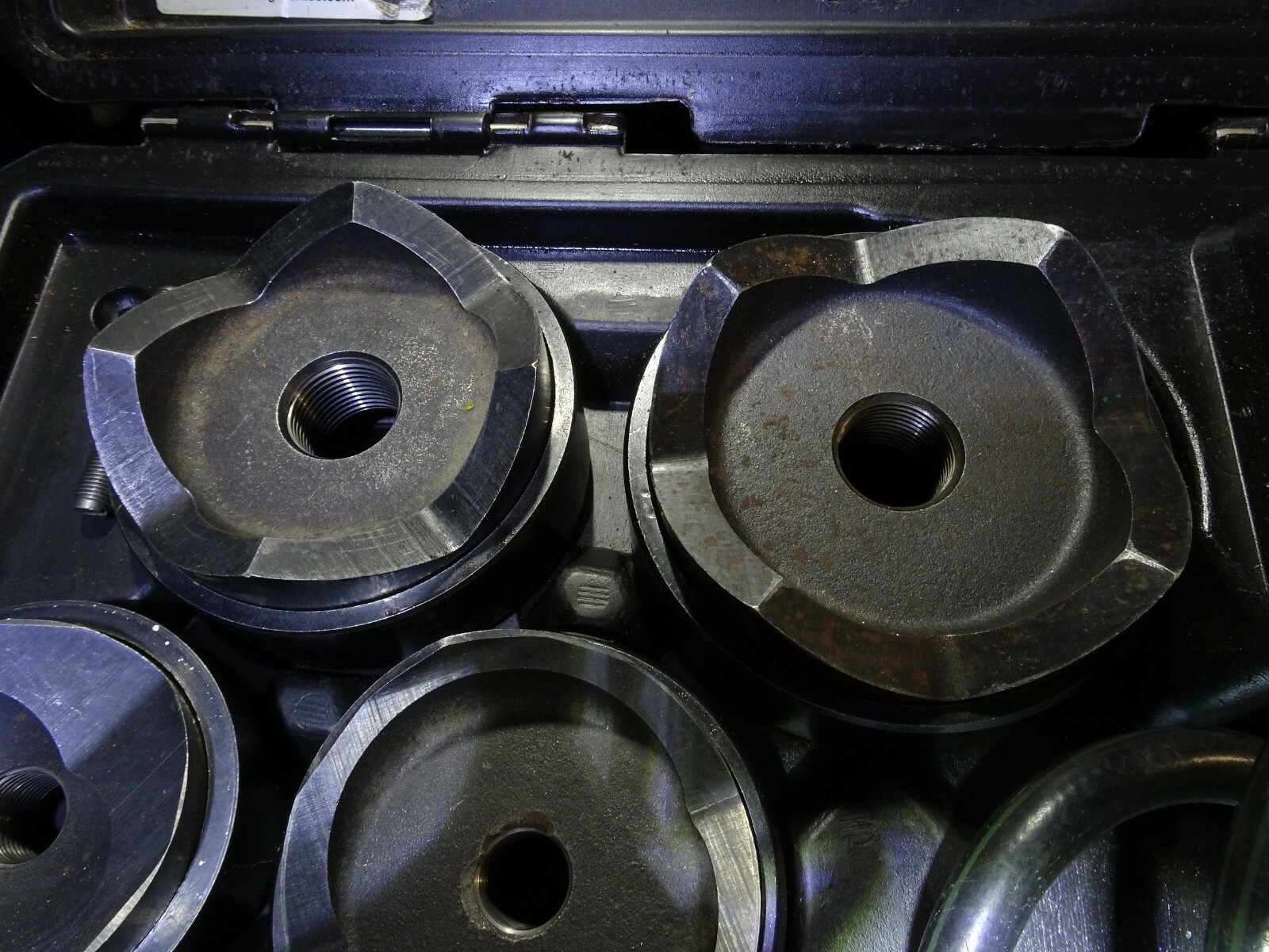 Greenlee Slug Buster Knockout Punch Set 1/2" - 4" conduit size W ...