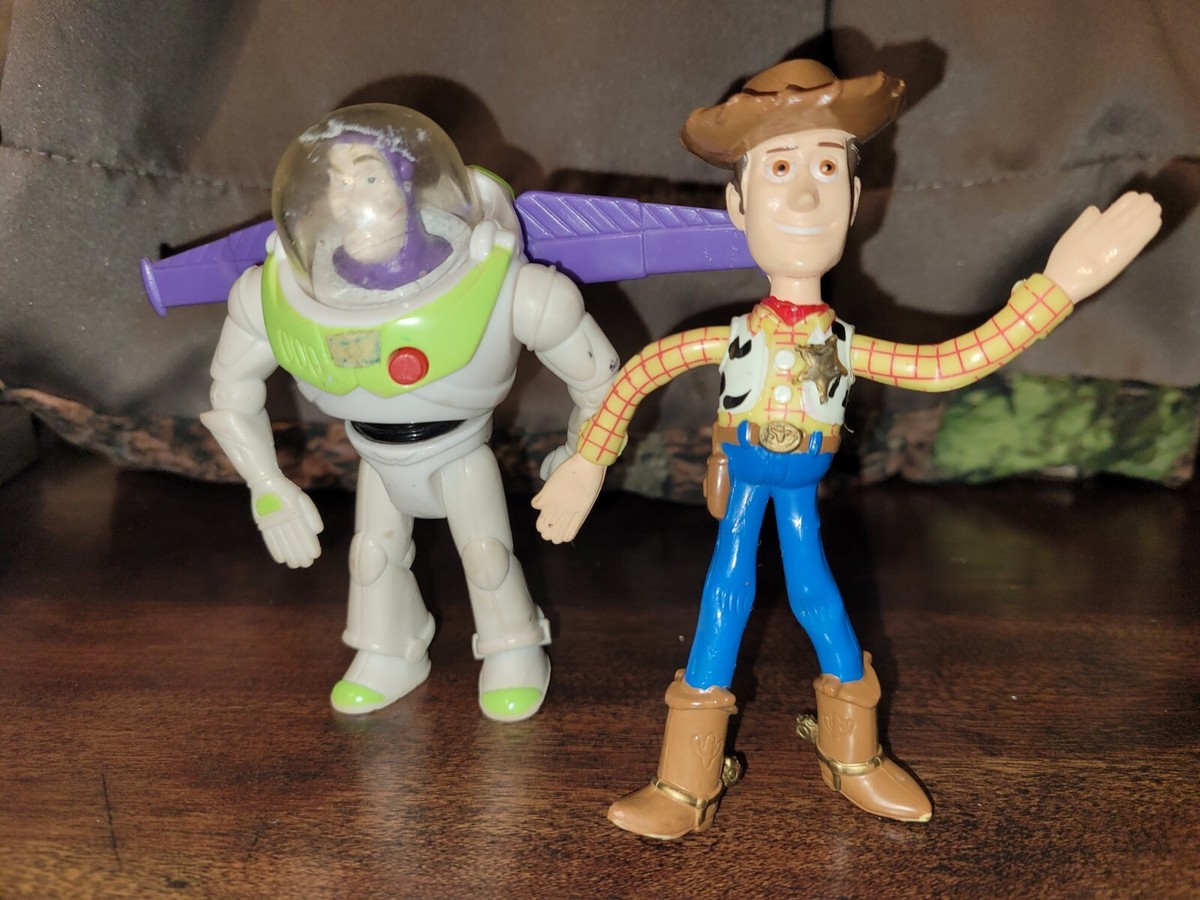 Toy Story Woody Og Buzz Fight Pixar Just Admitted To Its Biggest