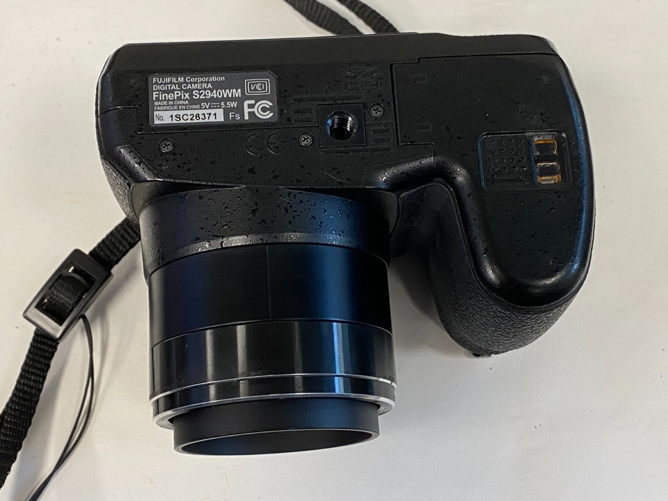 Fujifilm FinePix S2940WM 14MP 18x/6.7X HD Camera w/ SD Card - Scratched ...