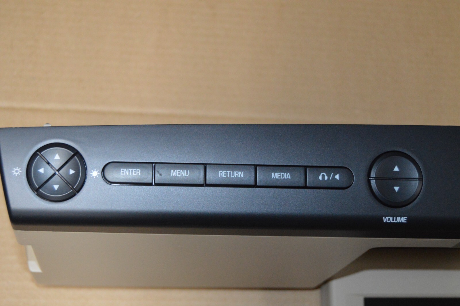 TAN Ford Factory Overhead Video DVD Entertainment System 7L1T-10E947 ...