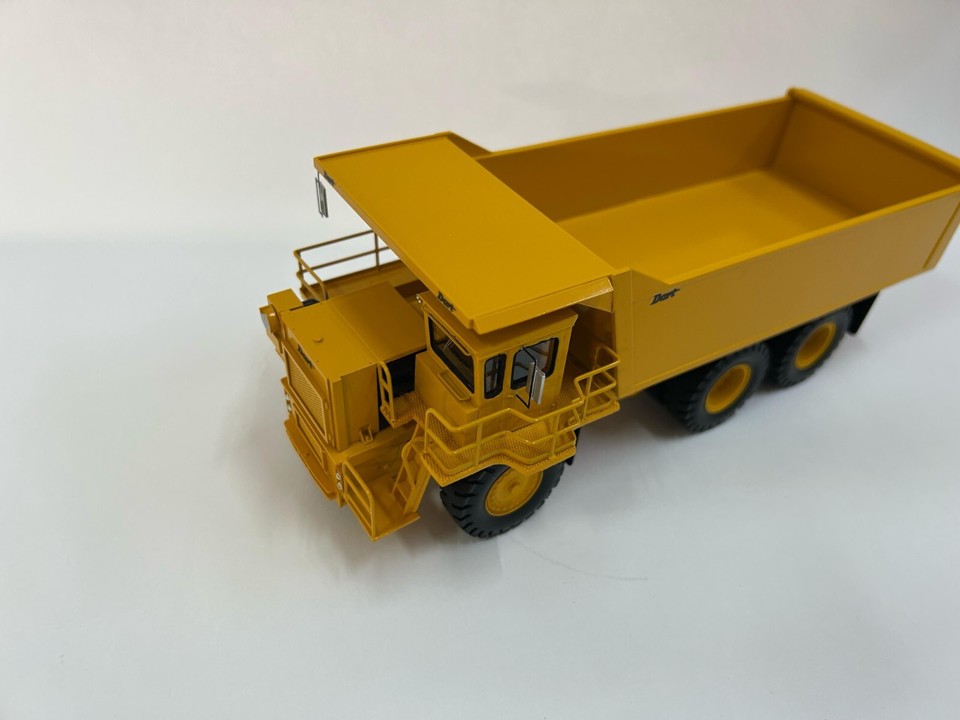 Resin 1/50 Dart 2085 Tandem Drive 85ton End Dump Truck - Custom Built ...