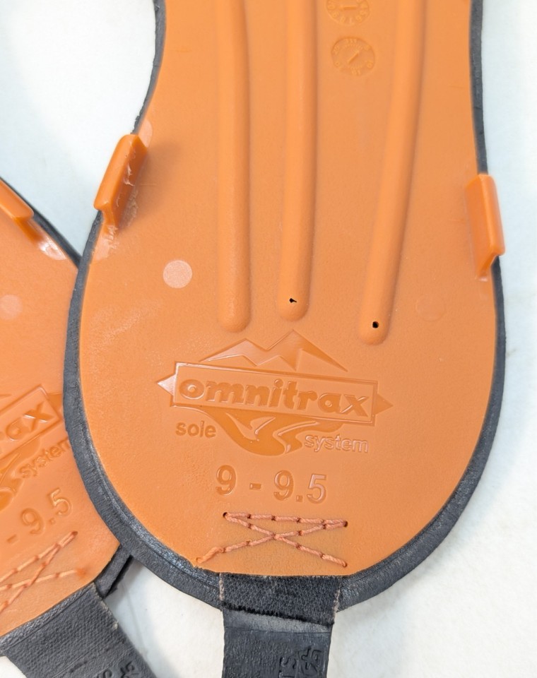 Korkers Omnitrax Klingon Interchangeable Soles - 9-9.5 Mismatched Set ...