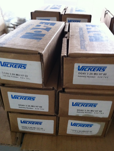 1PCS New Vickers DG4V-3-2A-M-U-H7-60 DG4V32AMUH760 Solenoid Valve In ...