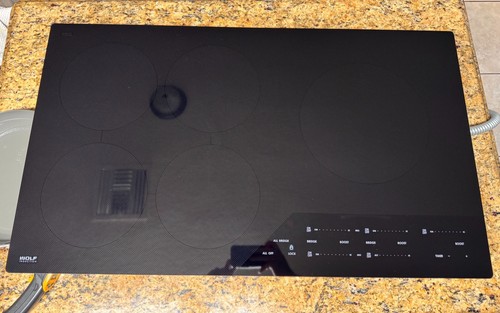 Wolf 36 Inch 5 Burner Induction Cooktop CI365C/B Used cooktop - Open ...