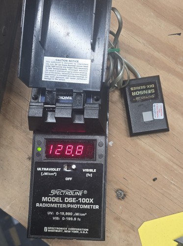 CALIBRATED Spectroline DSE-100X Digital Radiometer W/ DIX-555A | eBay