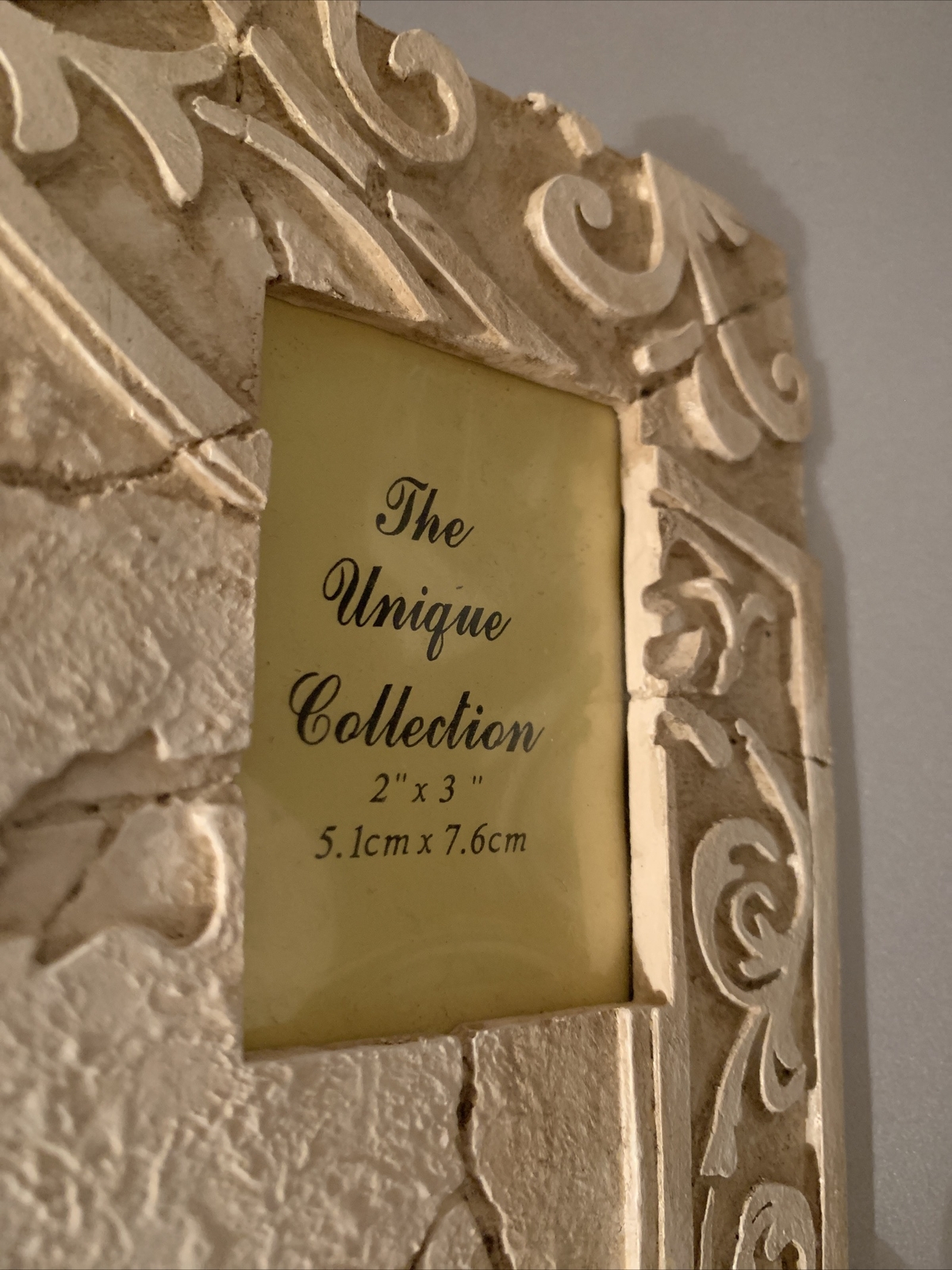 The Unique Collection 2” x 3” Cream Picture Frame | eBay