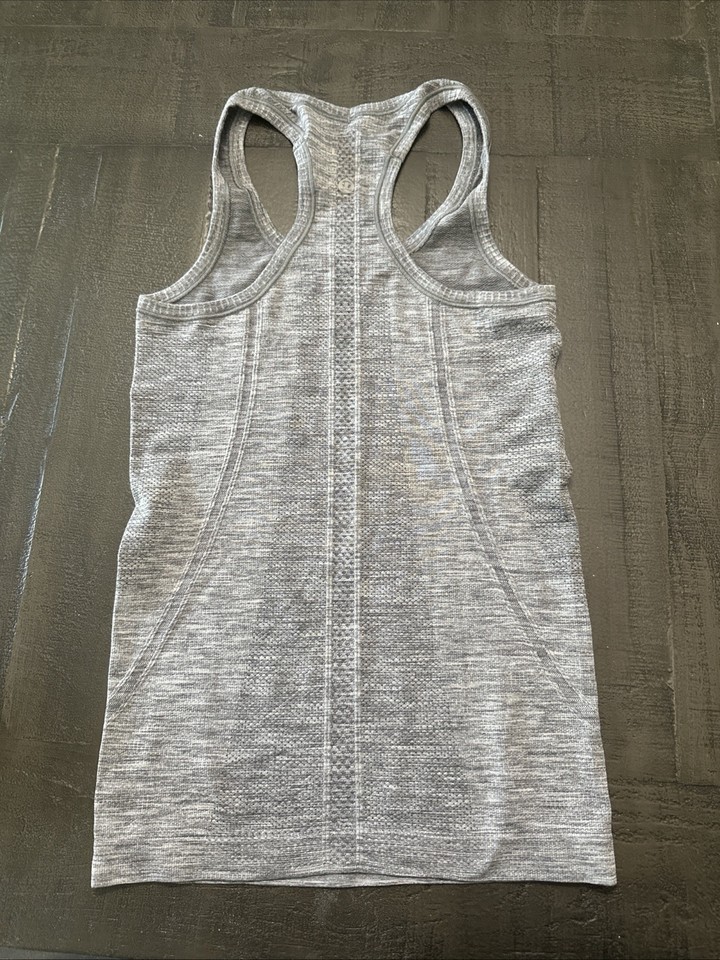 Lululemon Swiftly Tech Tank Top Womens Gray Size 2 Yoga Athletic ...