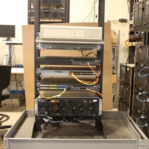 Motorola MCC7500 VPM IP Dispatch Console GCP8000 Site Controller ...