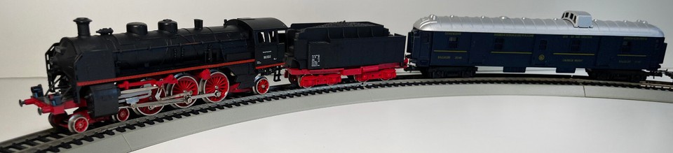 Awesome Lima Italian HO-Scale Orient Express Train Consist w/ 5 Pullman ...