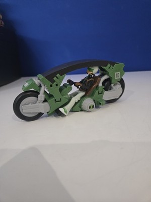 Ben 10 Ben Ten Omniverse Tenn-Speed Cycle Motorbike & Ben Action Figure ...