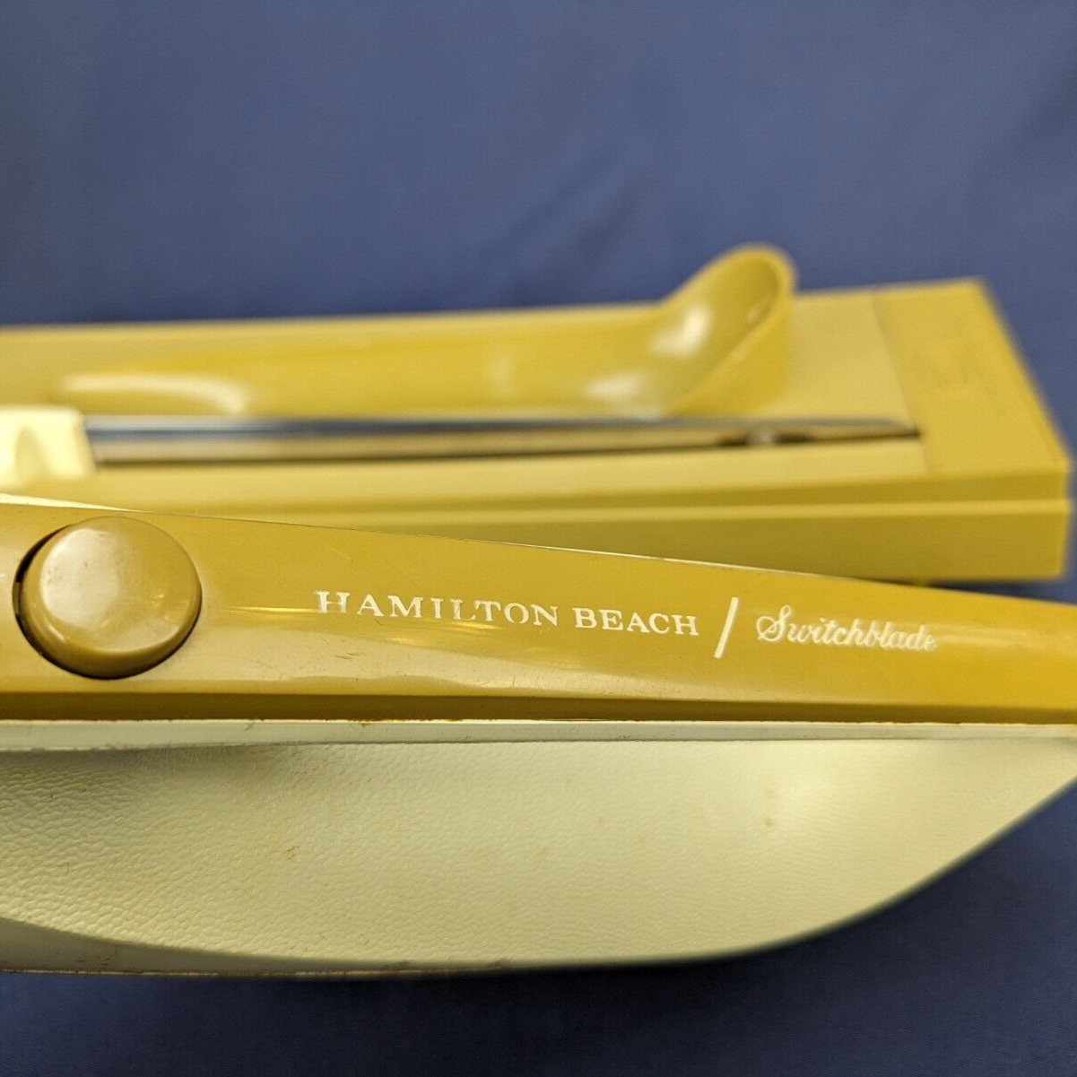 1970's Hamilton Beach Scovill Switchblade Electric Carving Knife - No ...