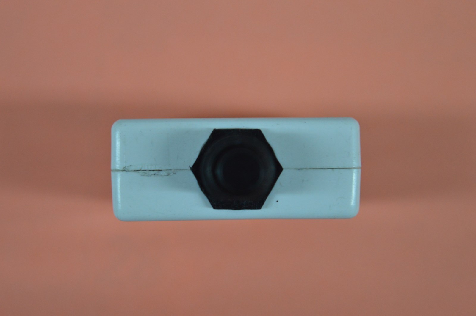 NEW SEA RAY PUSH BUTTON CIRCUIT BREAKER 15 AMP SEARAY PART # 775783 | eBay