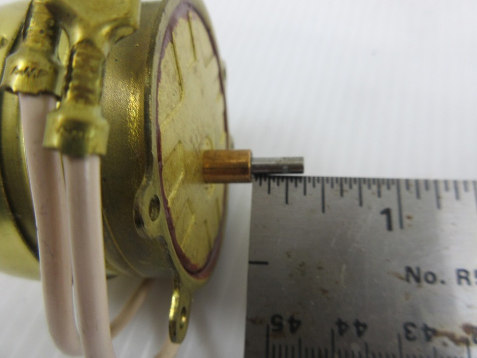 Synchron Clock BRASS bodied motor 630 110V 60cy 4w 1.2rpm NOS motor CCW ...