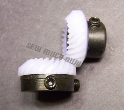 GEAR Lower Left Hook Drive Shaft Set Singer 778 900-3 9005 920-3 925 ...
