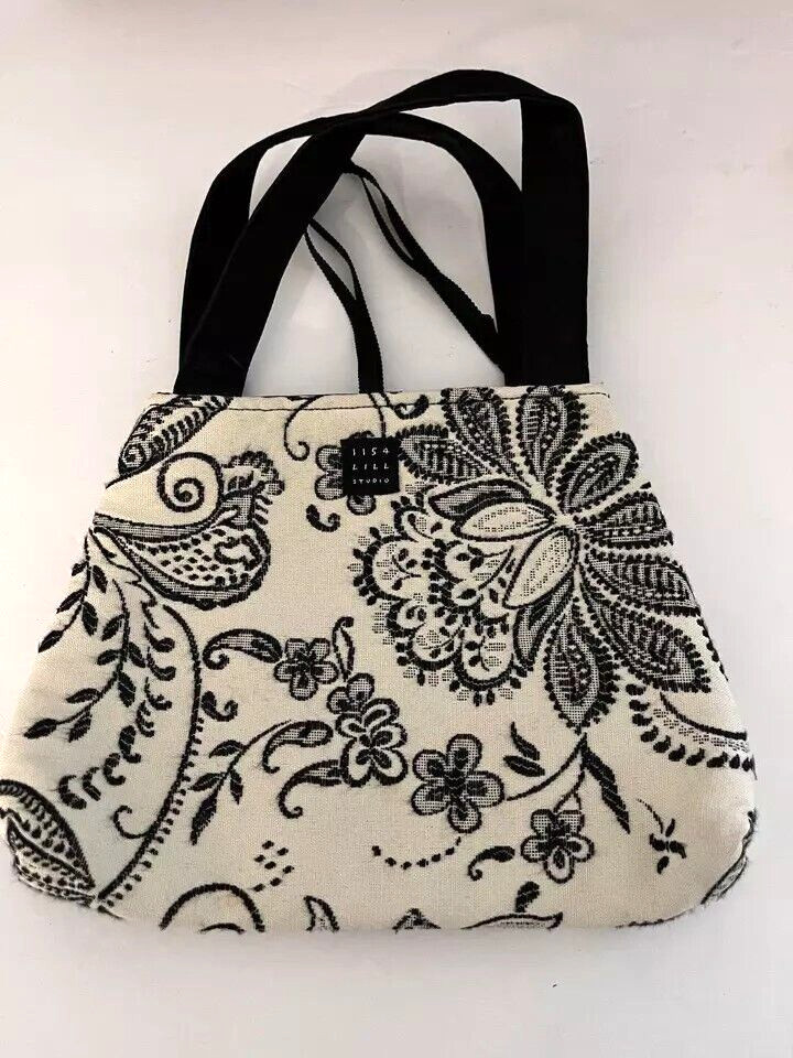 Lisa Lill Studio Black & White Floral Paisley Embroid… - Gem