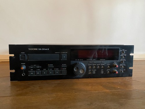 Tascam DA-30 MKII Digital Audio Tape Player/Recorder *WORKING ...